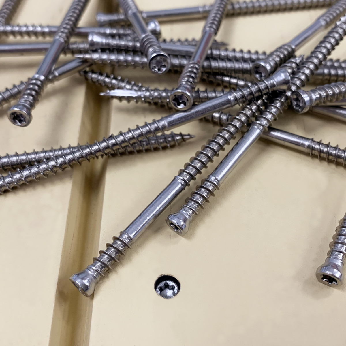 ECKO T-REX17® JoltScrew - ECKO Fastening Systems